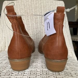 Universal Thread | Shoes | Womens Georgia Ankle Boot Universal Thread ...